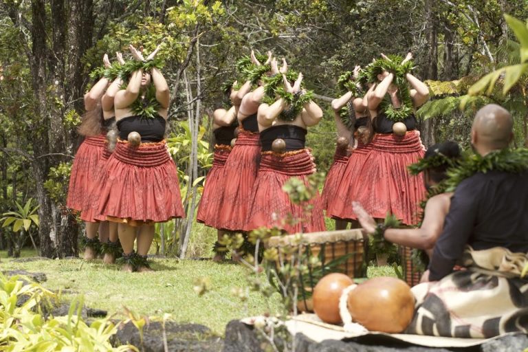 Hawaii Native Culture: Exploring Traditions and Languages